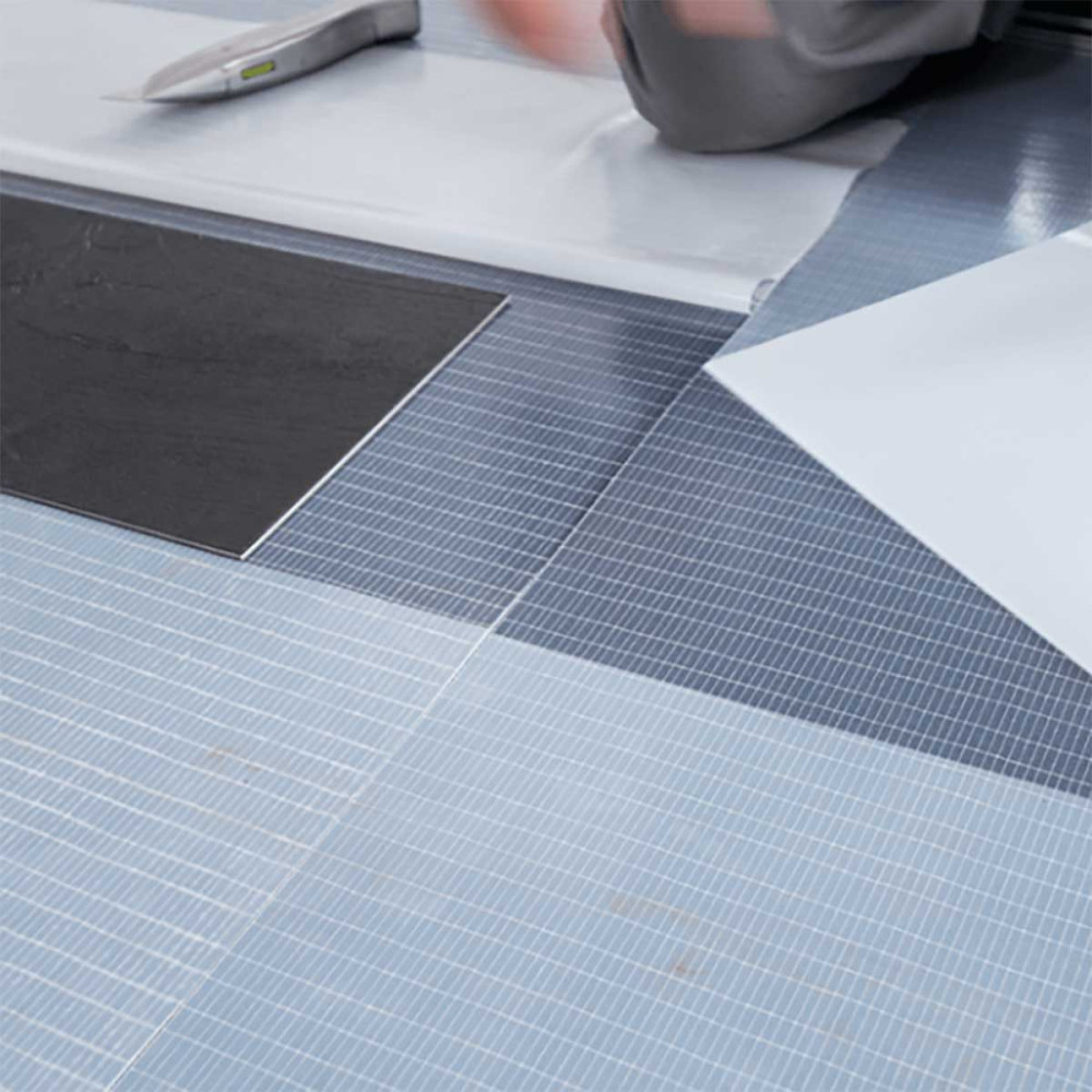 Sous-couche autocollante pour PVC à coller