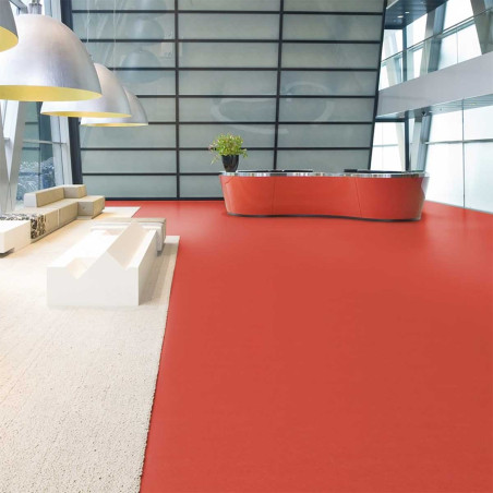 Sol PVC résistant de couleur rouge