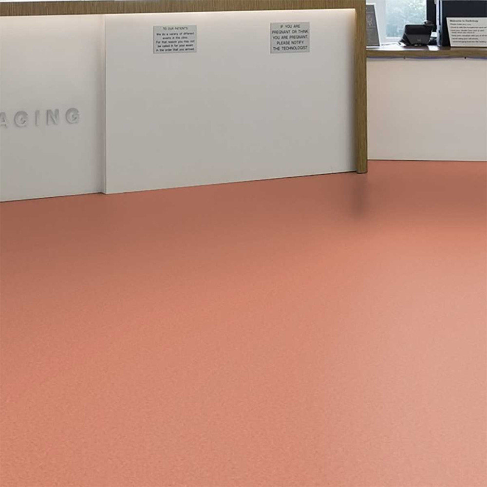 Sol PVC Tarkett rouge brique - locaux collectifs